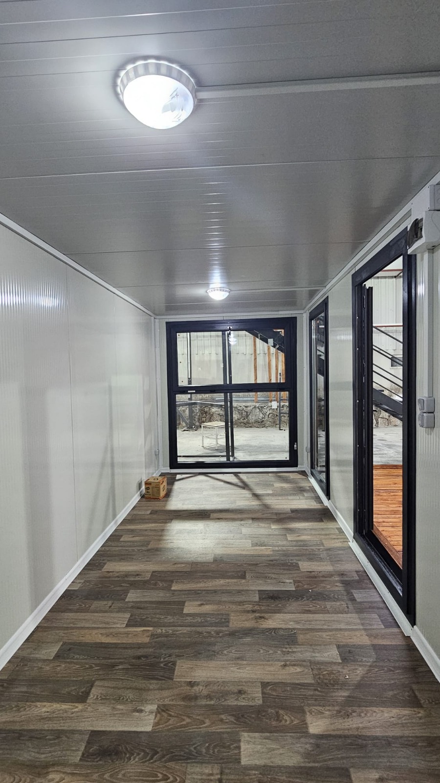 Te koop: Prefab geïsoleerd tuinkantoor met toilet en/of keuken ...